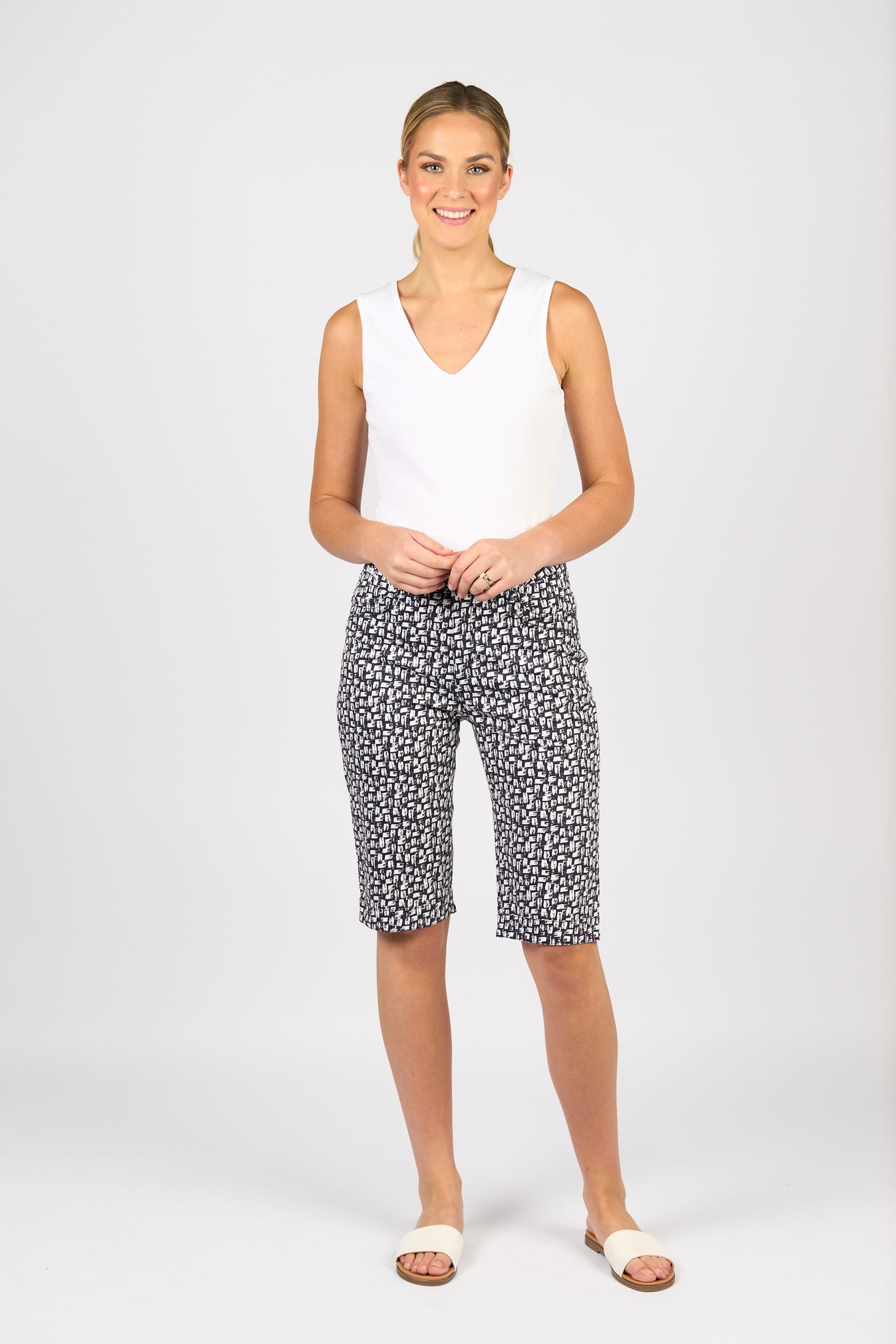 Vassalli Printed Lightweight Straight Leg Short - Cove – Alexanders ...